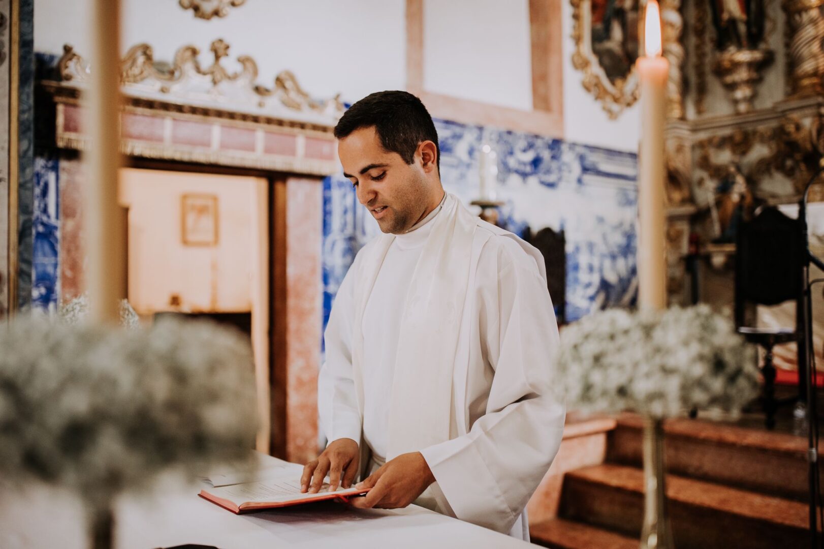 Paróquias de Alcobaça e Vestiaria têm novo padre - Região de Leiria
