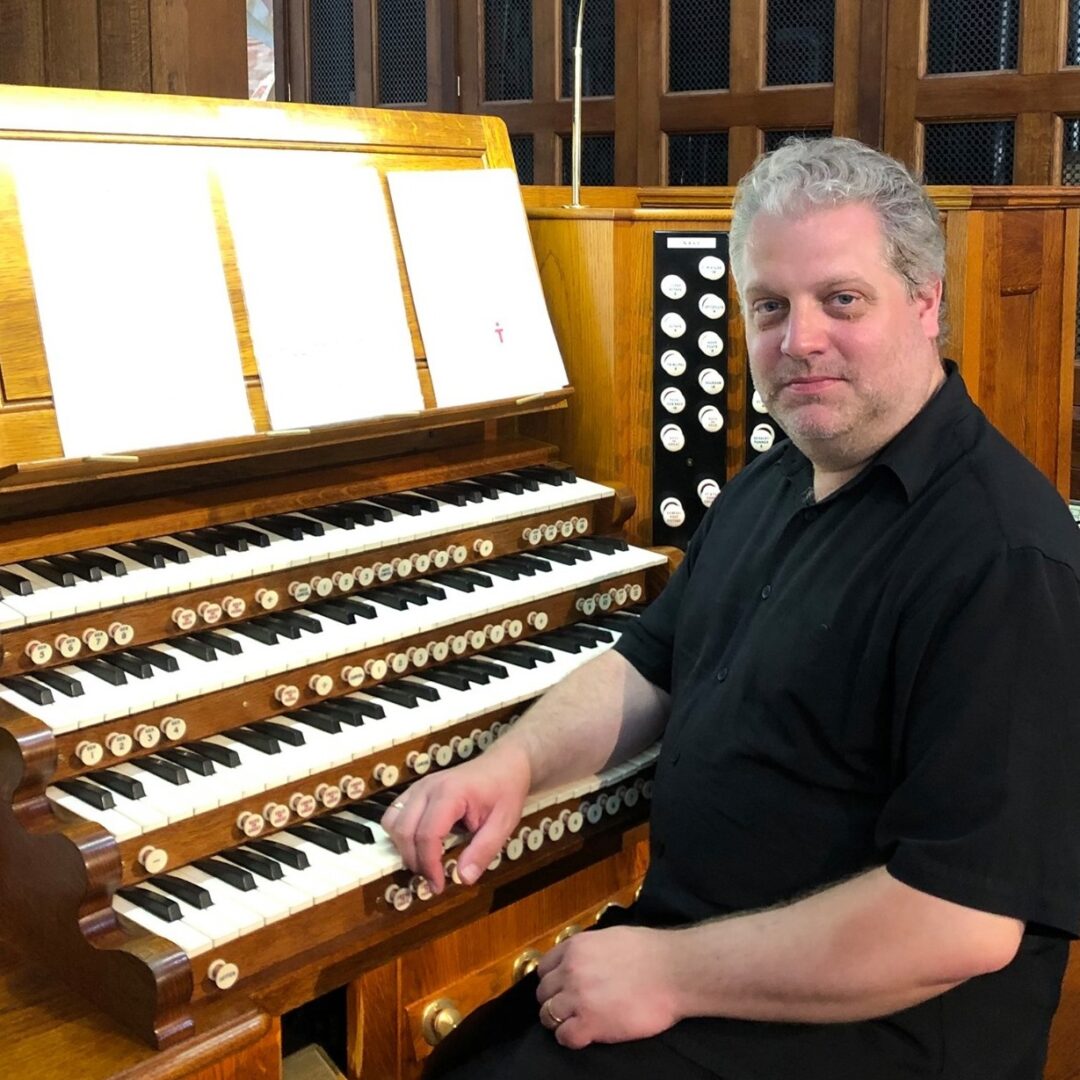 Organista Stephen Tharp dá concerto na Sé de Leiria – Região de Leiria