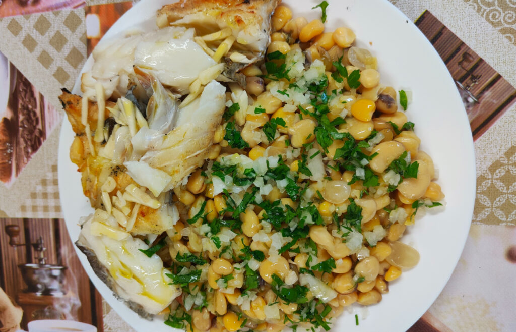 Gosta de chícharo? Descubra três receitas que vão estar à mesa no ...