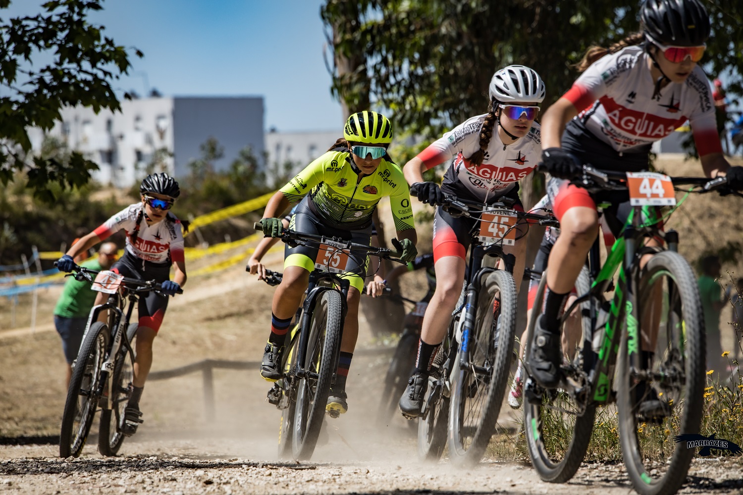 Troféu regional junta dezenas de atletas na pista de XCO de Marrazes ...