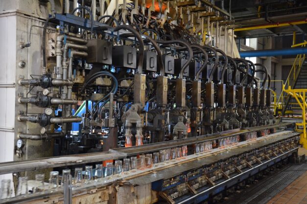 BA Glass da Marinha Grande assinala 100 anos com dia aberto - Região de ...