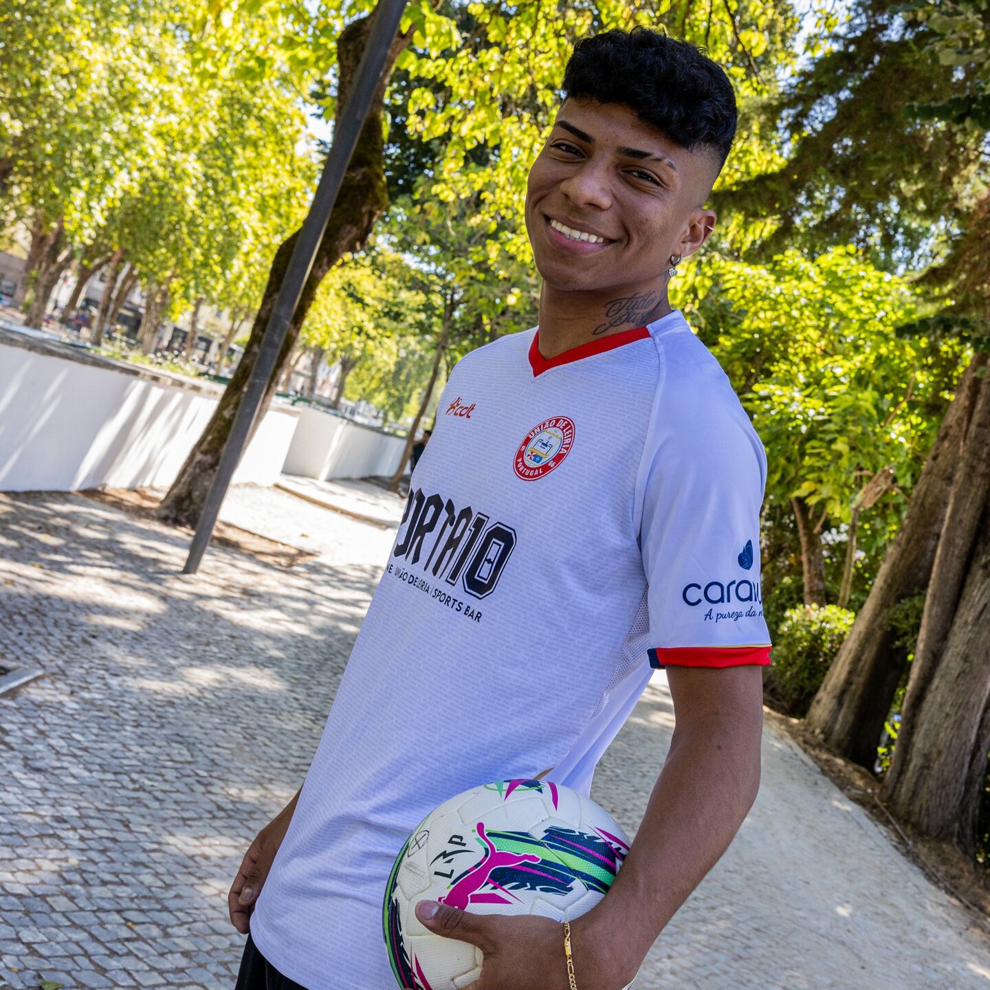 Alisson Santos chega por empréstimo para reforçar ataque da União de ...